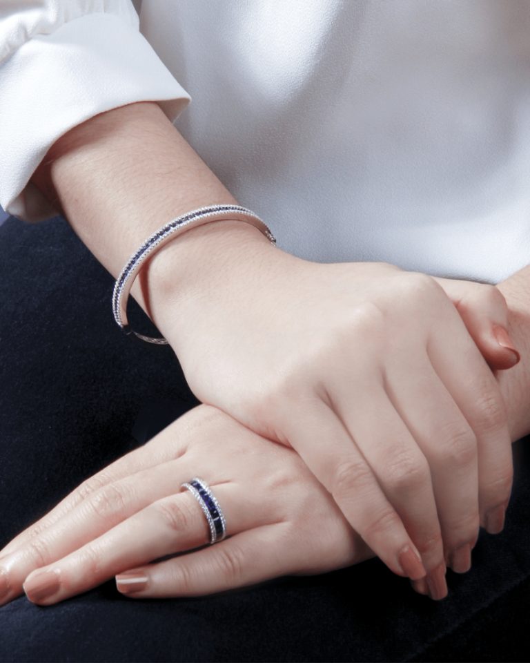 Clarabelle Bangle – DiaGold